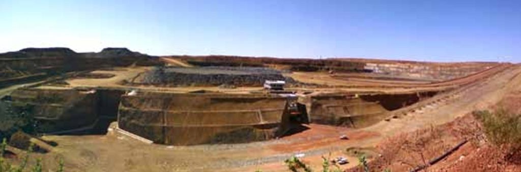 Maptek - Grade Estimation